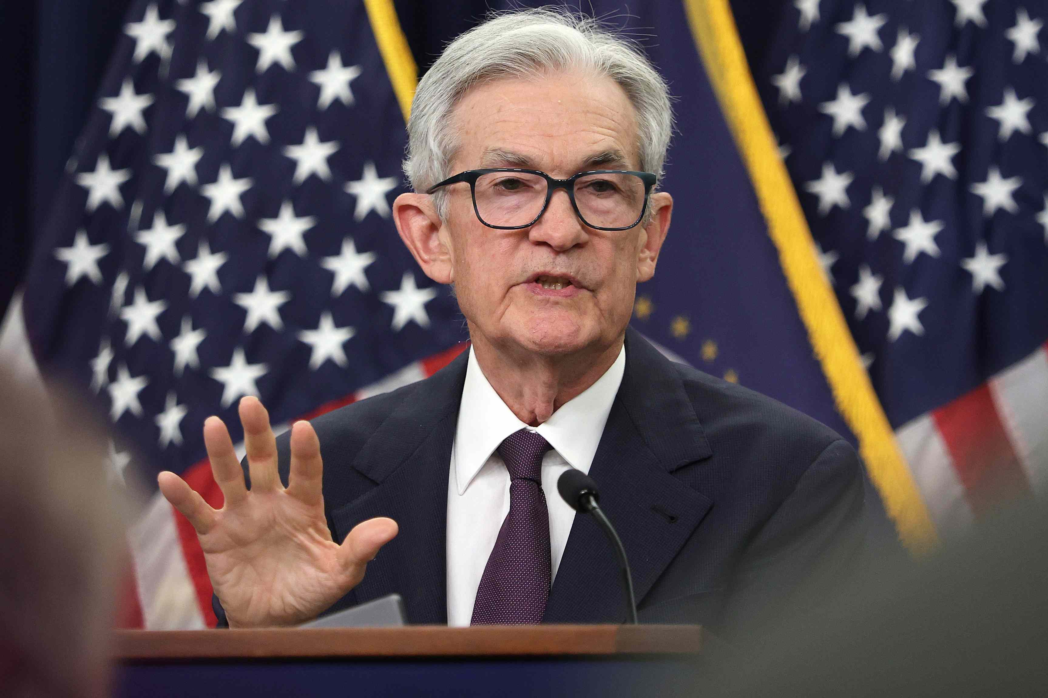 4 Reasons The Fed Isn't Cutting Interest Rates