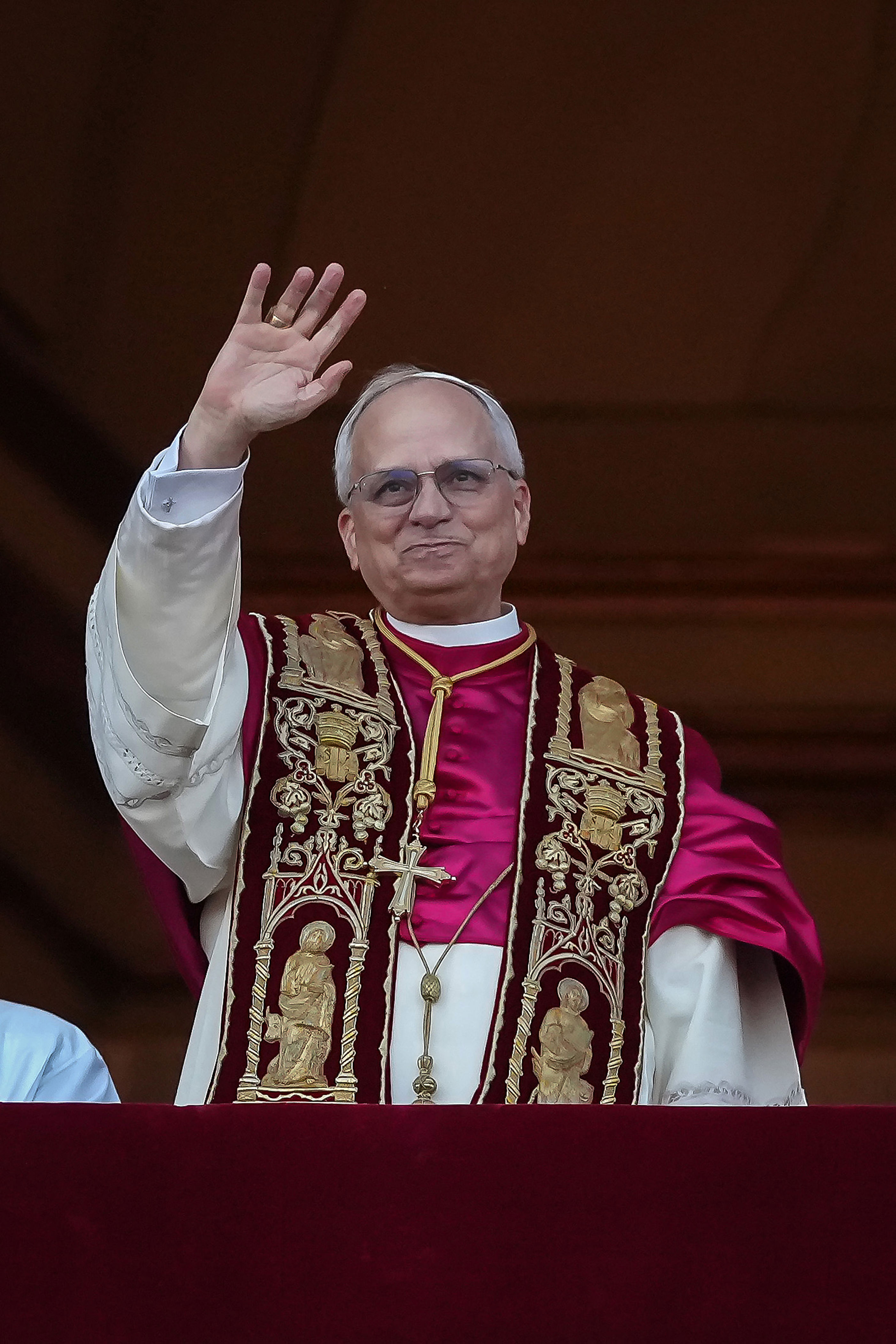 ¡Sorpresa divina! El Papa León XIV es pariente lejano de Madonna y ...