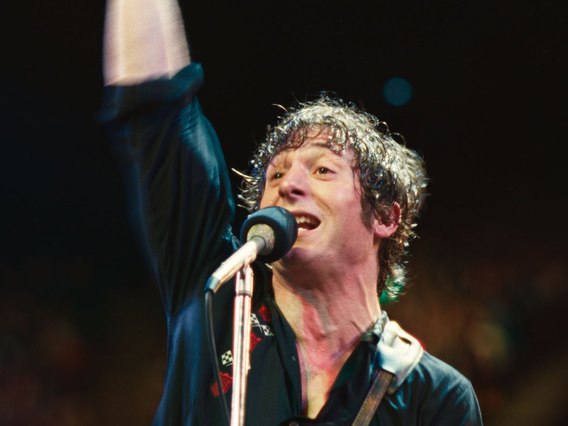 Jeremy Allen White as 'Boss': First Trailer for Springsteen Biopic