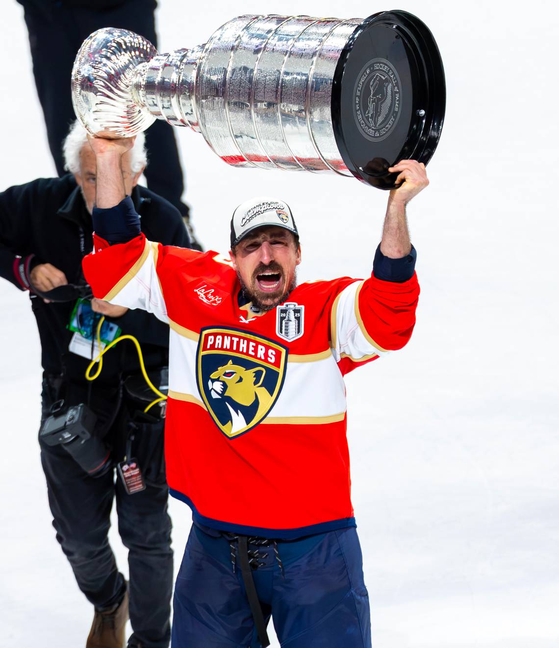Champion Florida Panthers players are on tour. See where they're ...