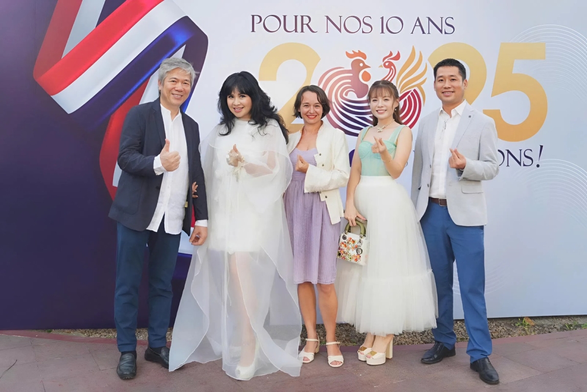 Diva Thanh Lam sắp cưới