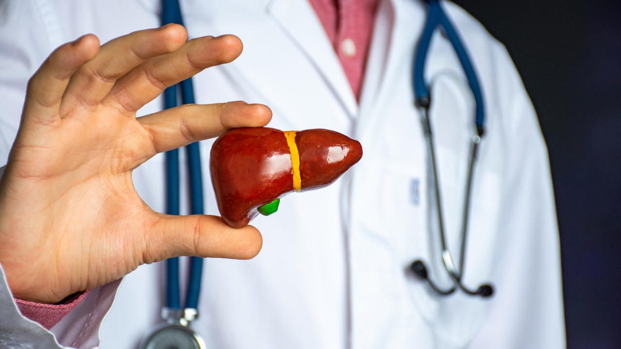 Harvard liver specialist suggests consuming 4 snacks weekly to reverse ...