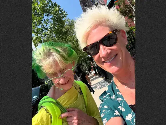 Anne Burrell, Food Network Host and Celebrity Chef, Dead at 55