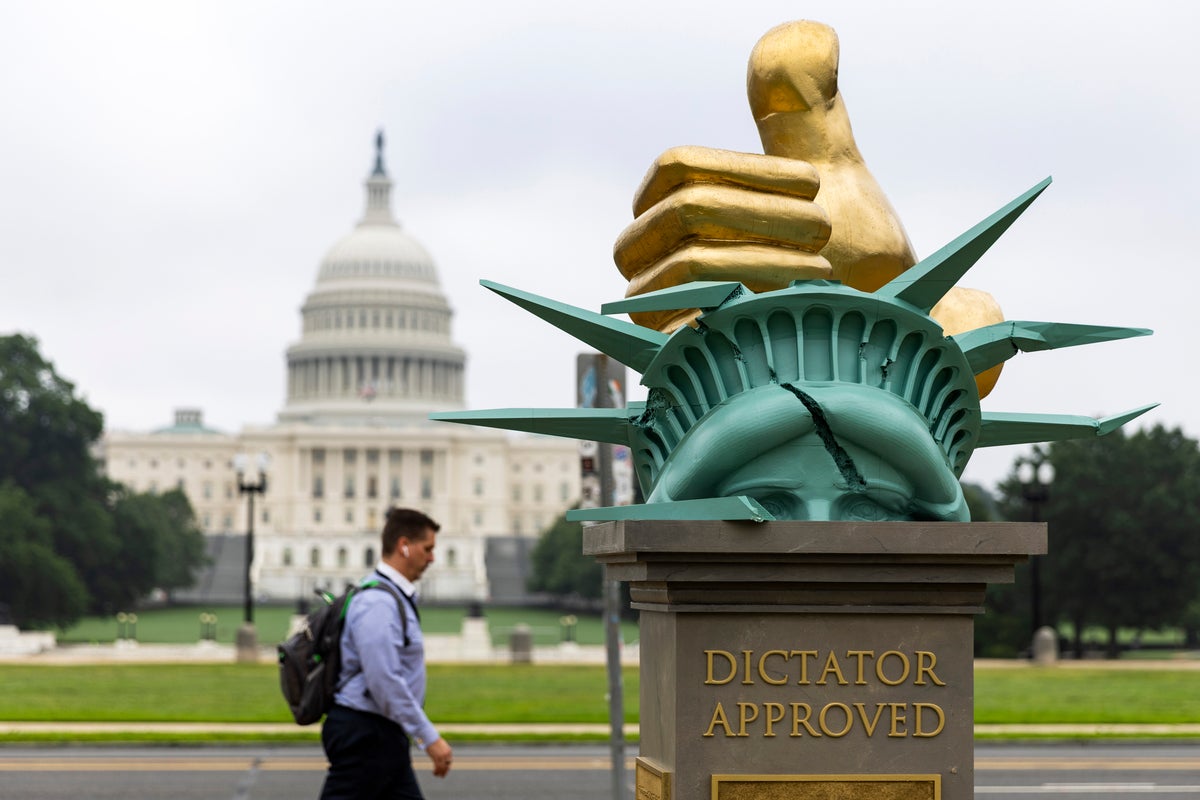 New ‘dictator approved’ sculpture of smashed Statue of Liberty arrives ...