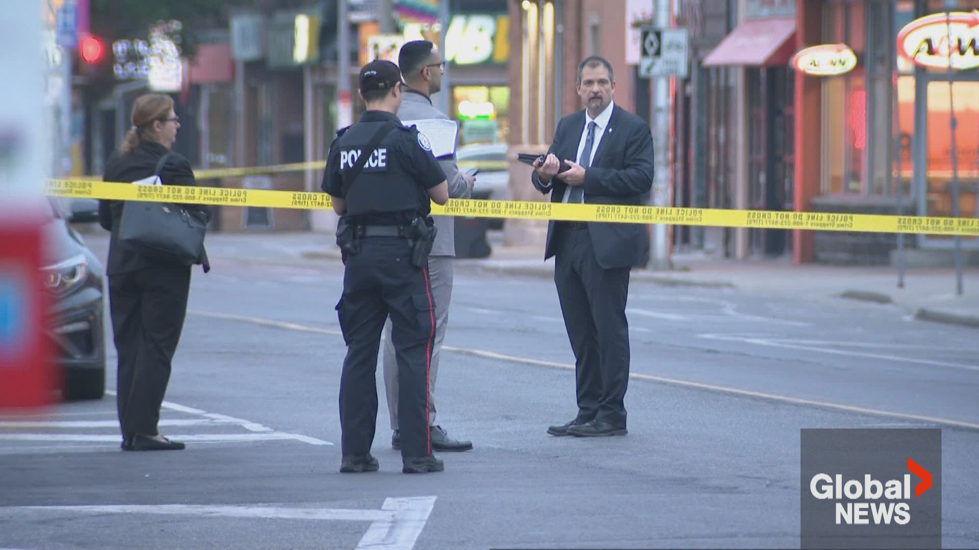 Man in his 20s stabbed to death on The Danforth, suspect fled