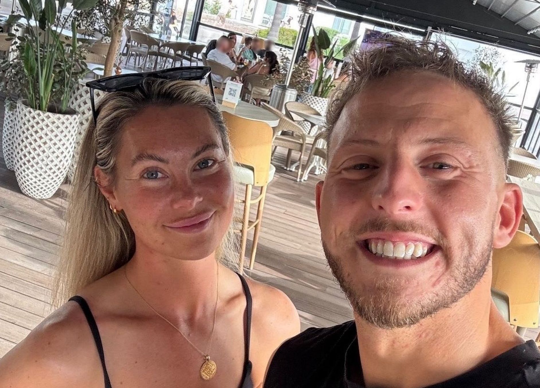 Ryanair seat hack fails as couple booted off flight