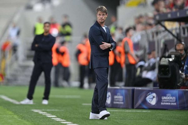 Mika Lehkosuo nimesi Pikkuhuuhkajat EM-karsintoihin – joukkue meni ...