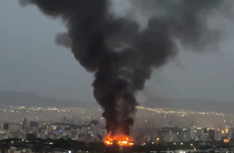 IDF strikes 20 military targets related to Iran's nuclear program ...