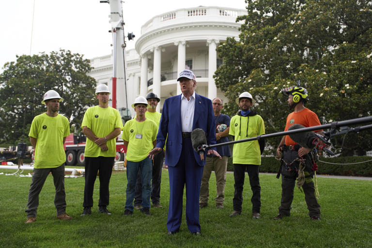 Trump remakes the White House with new flagpoles