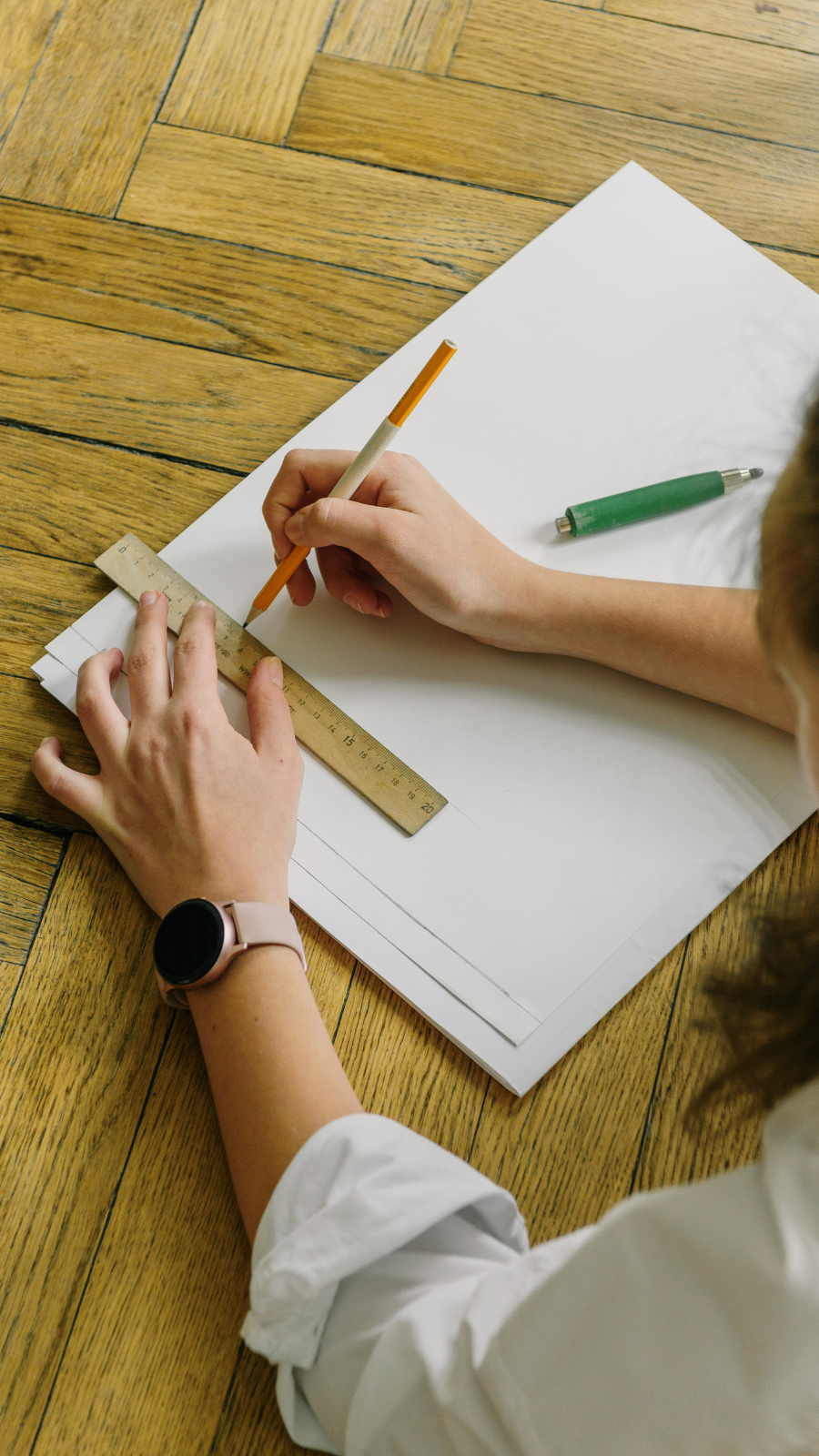 Don’t like the 9-to-5 life? Here are 8 career paths worth exploring