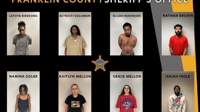 'Trap-rat friends' -- 8 charged with aiding suspect in Mifflin Township ...