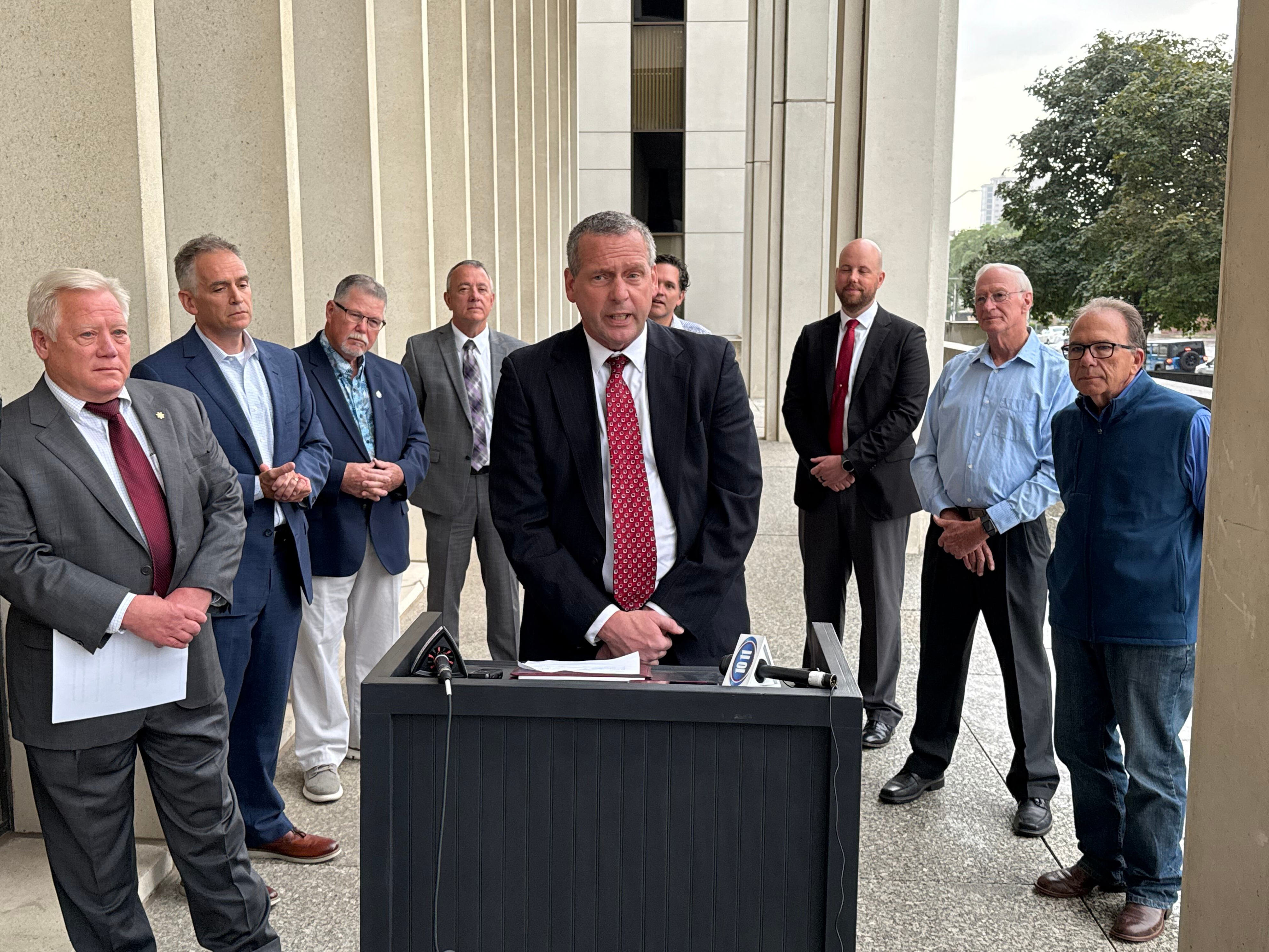 Lancaster County Sheriff Terry Wagner not seeking re-election