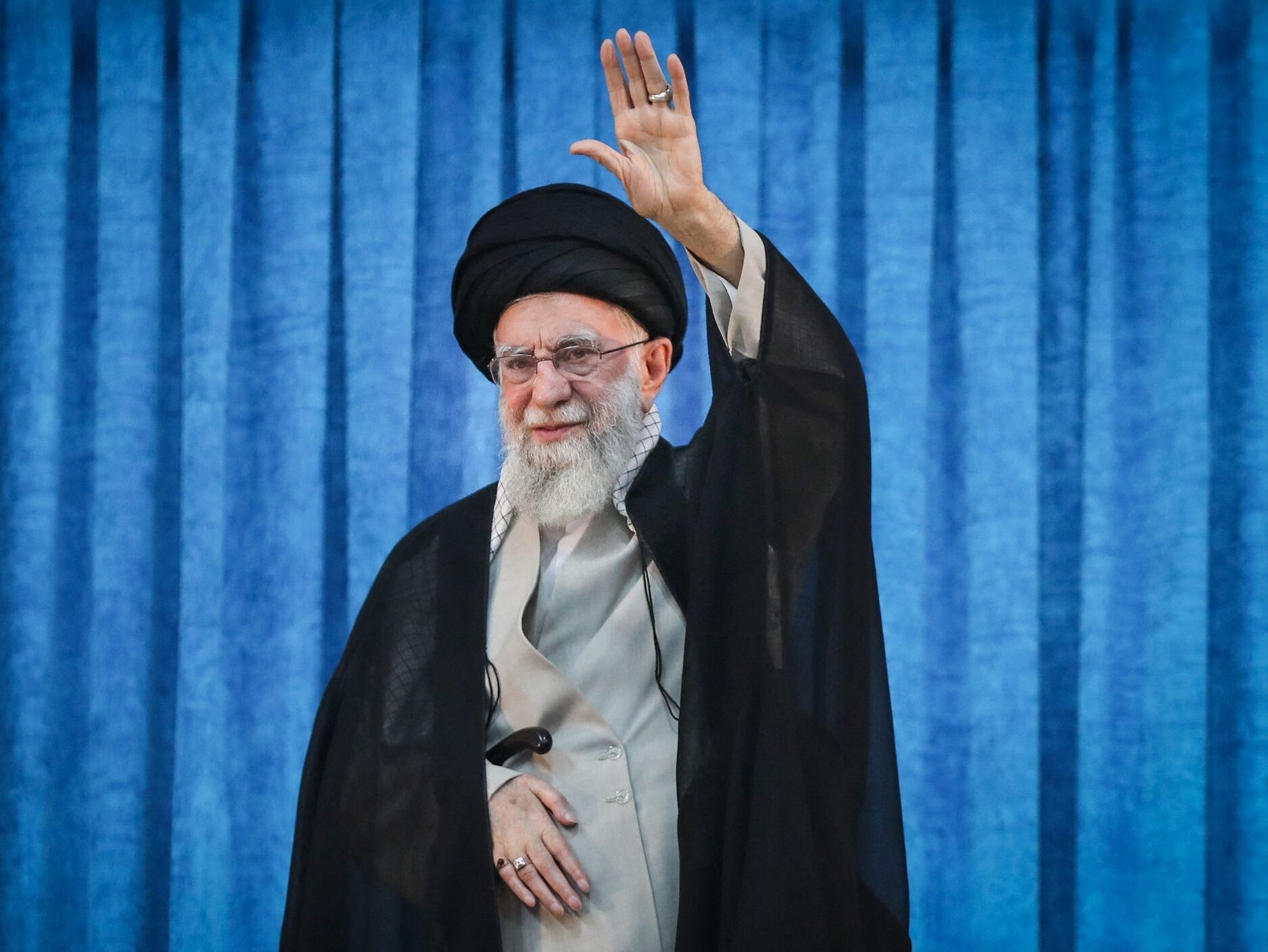 WARMINGTON: 'Hundreds' of the Ayatollah's people already in Canada ...