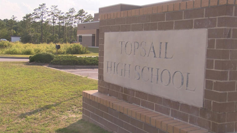 Topsail High School names Terry Albert as new head football coach