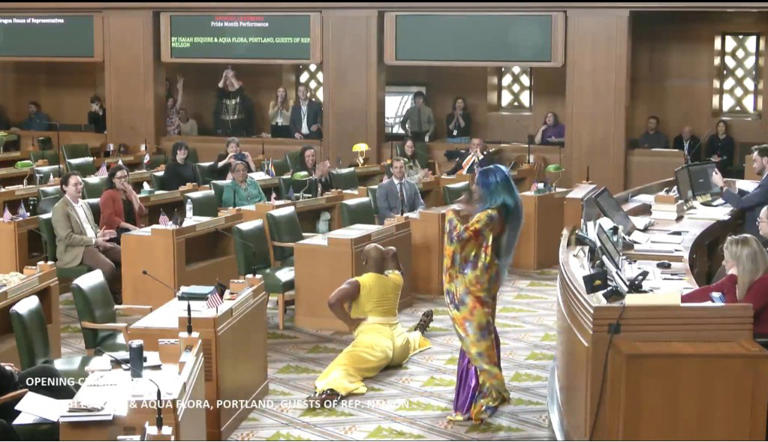 Drag queen performance celebrating Democratic resolution on Oregon ...