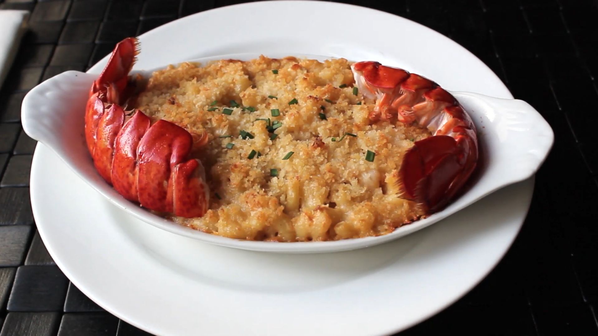 10 Overrated Seafood Dishes To Stop Ordering & 10 Plates To Grab More Often