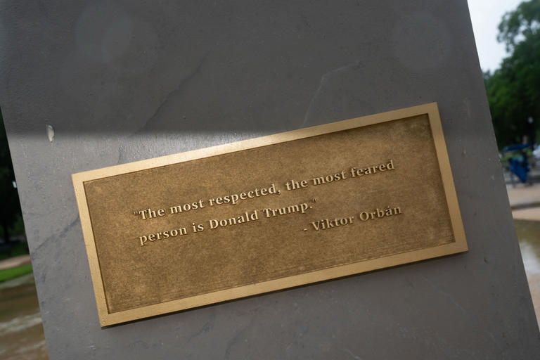 Eight-foot-tall ‘Dictator Approved’ sculpture appears on National Mall