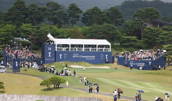 제68회 Kpga선수권대회 우승컵의 주인공은전가람·김홍택·배상문·송영한·김민규·김백준·김성현·박상현 등 총출동