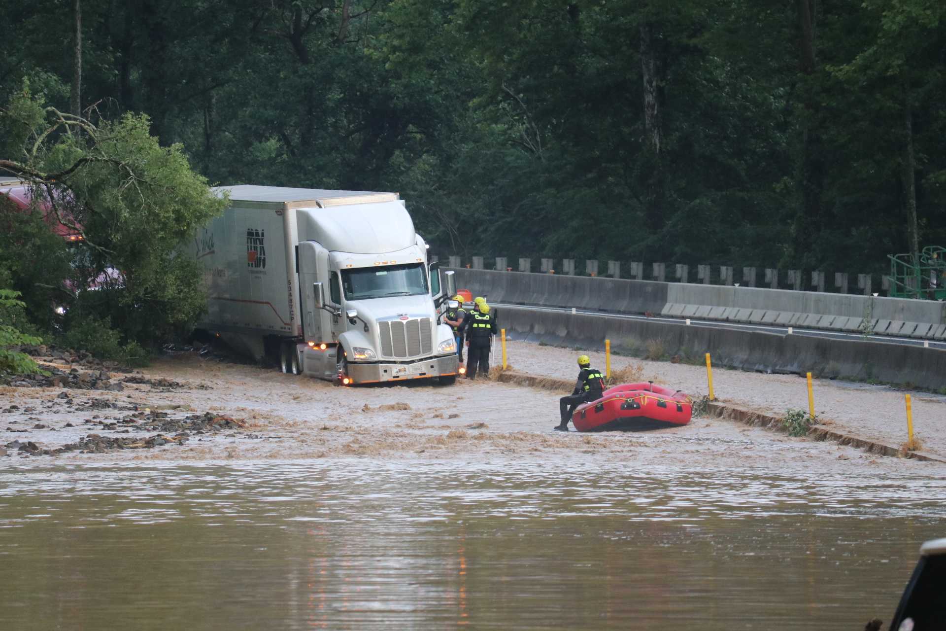 More heavy rain and rising water in North Carolina: Escaping Flash ...