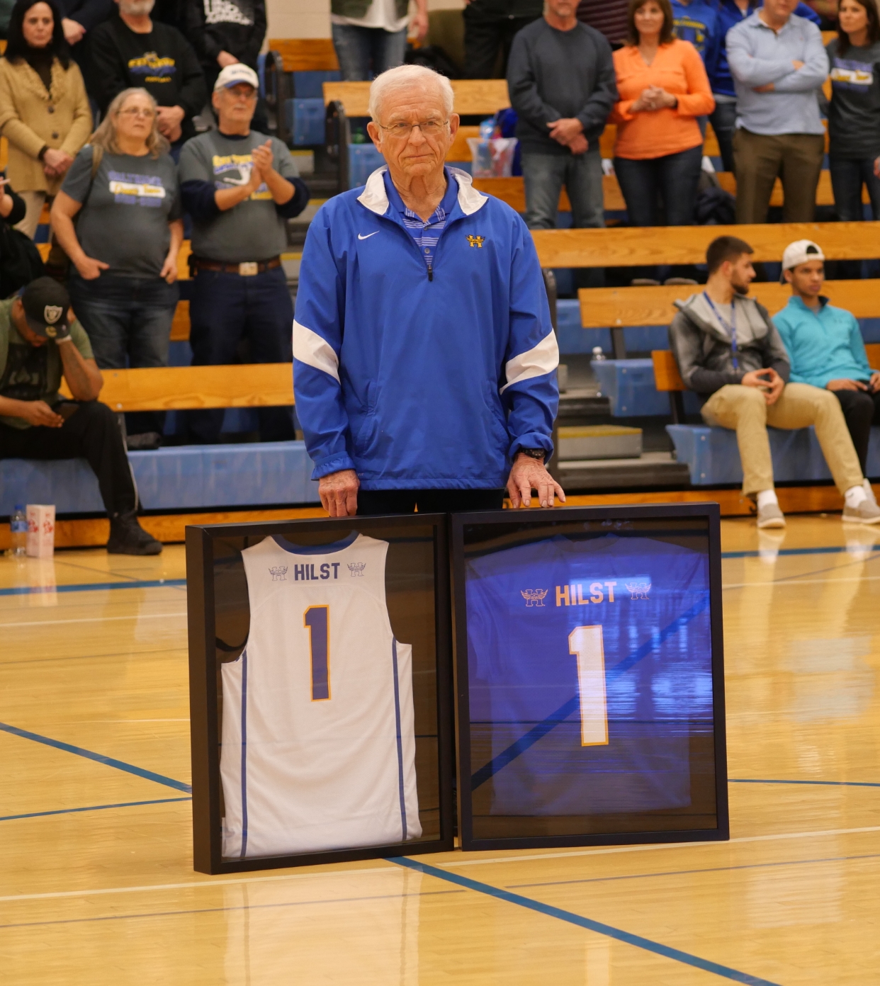 Rusty Hilst, voice of Hutch sports, dies