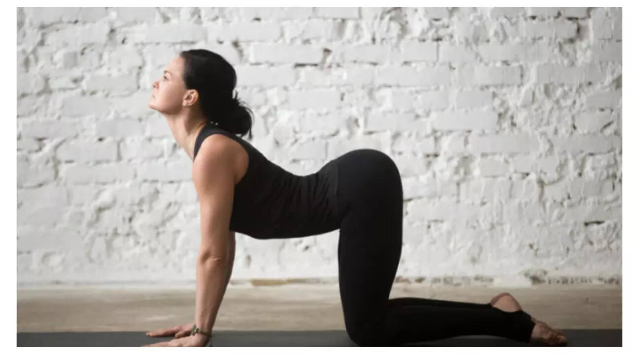 5 Yoga poses to fix poor posture