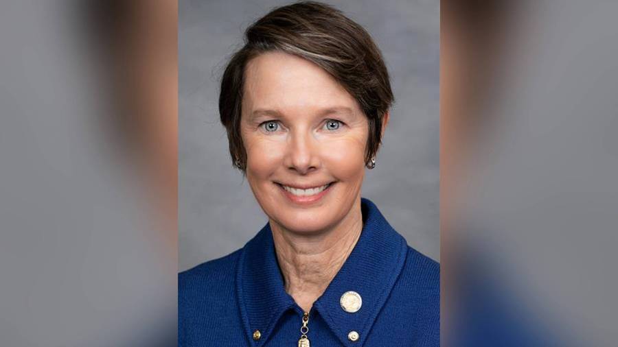 Lieutenant Governor Rachel Hunt visits Pitt Community College