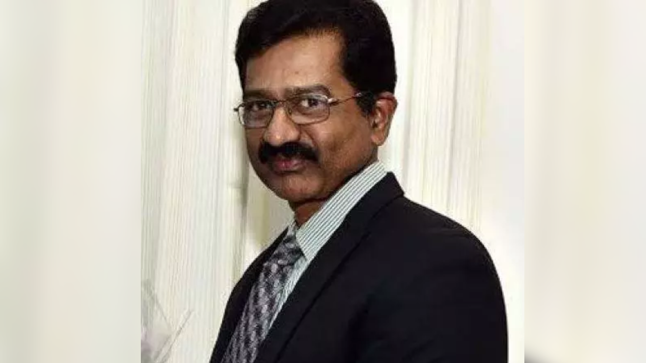 Phone tapping probe: Ex-SIB chief Prabhakar Rao keeps mum on naming top ...