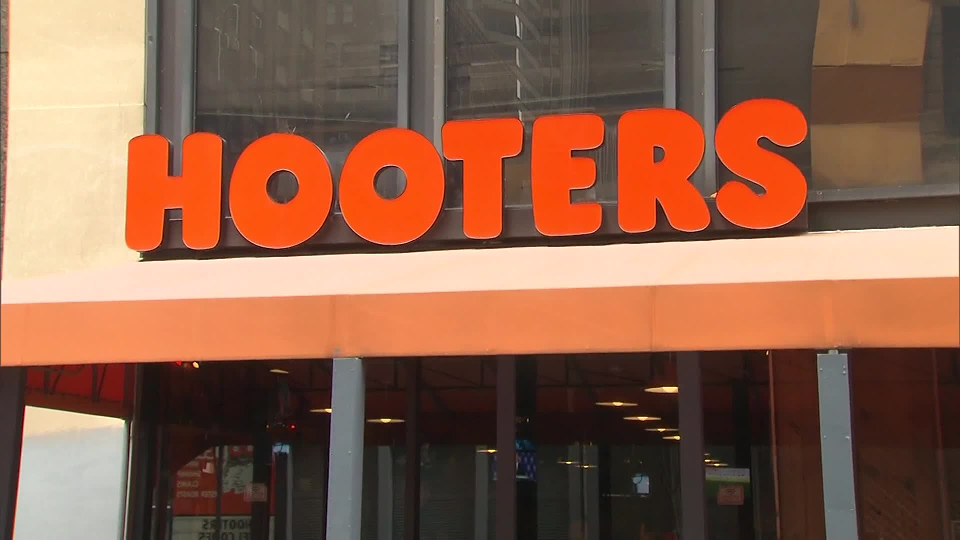 Houston Hooters location among company's most recent closings