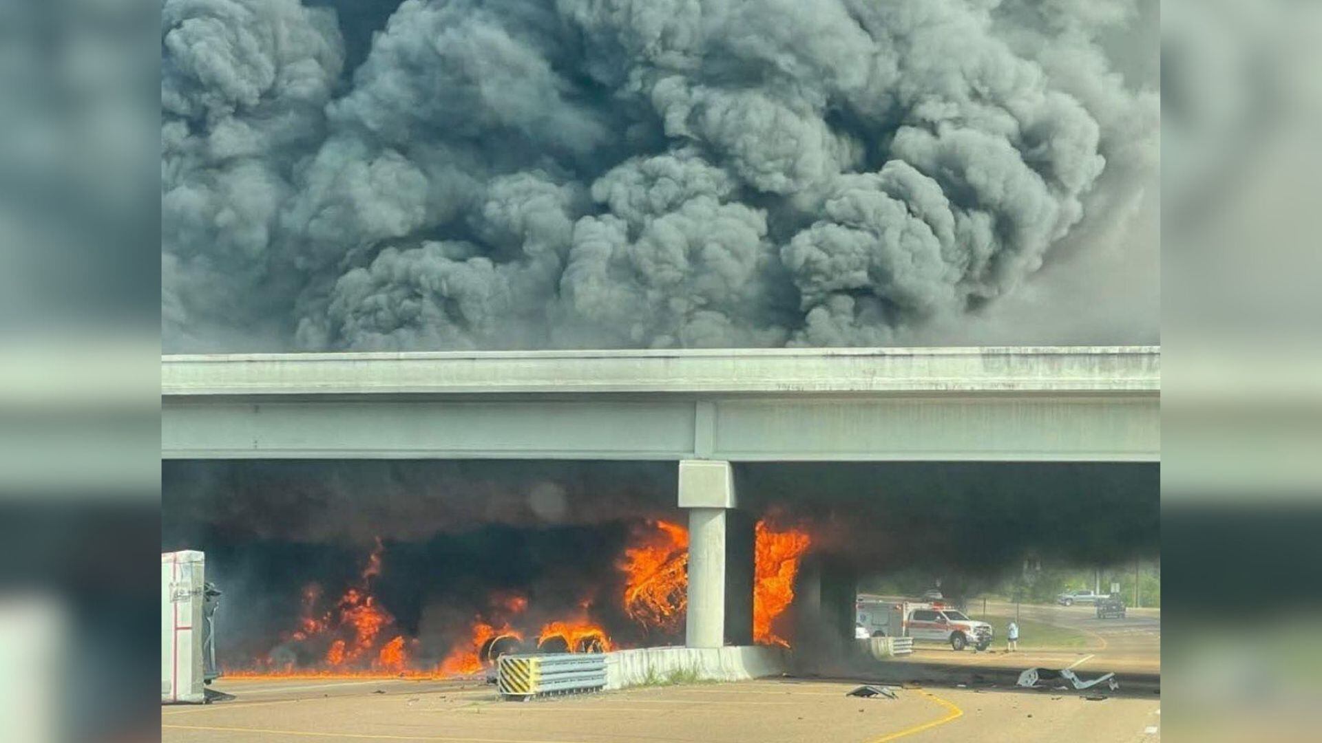 Massive fire, smoke cloud seen from fatal crash on TN highway