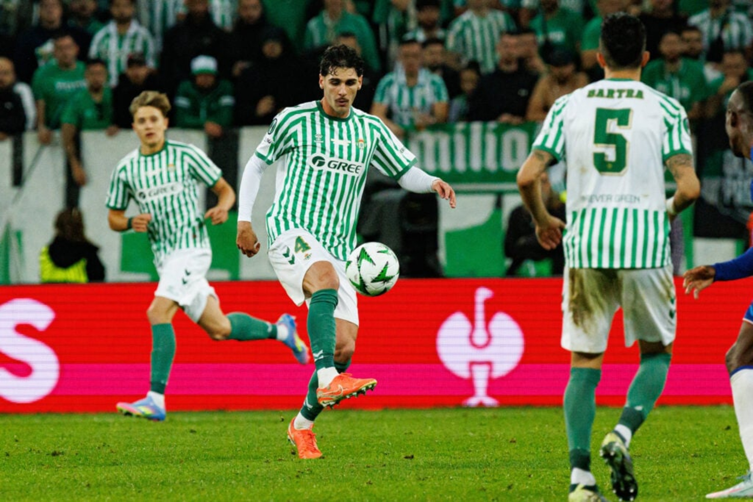 Personal Terms Agreed: £25 Million Star to Snub Tottenham Hotspur for ...