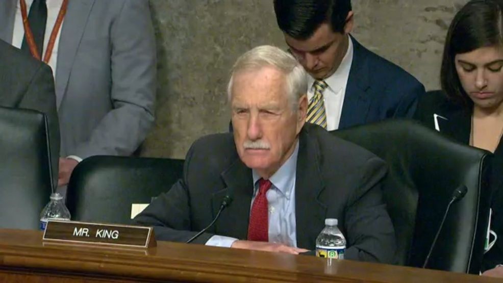 Sen. King questions Army leaders about blast-related training changes