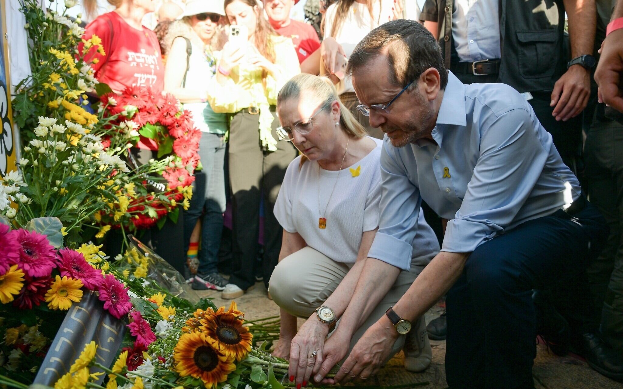 Thousands march in Jerusalem Pride Parade, mark decade since deadly ...