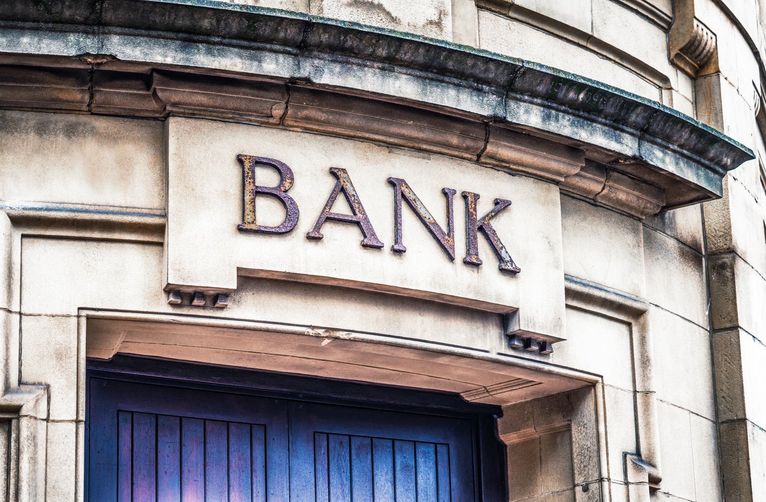 Regional banks take charge in 2025, outperforming the broader financial ...