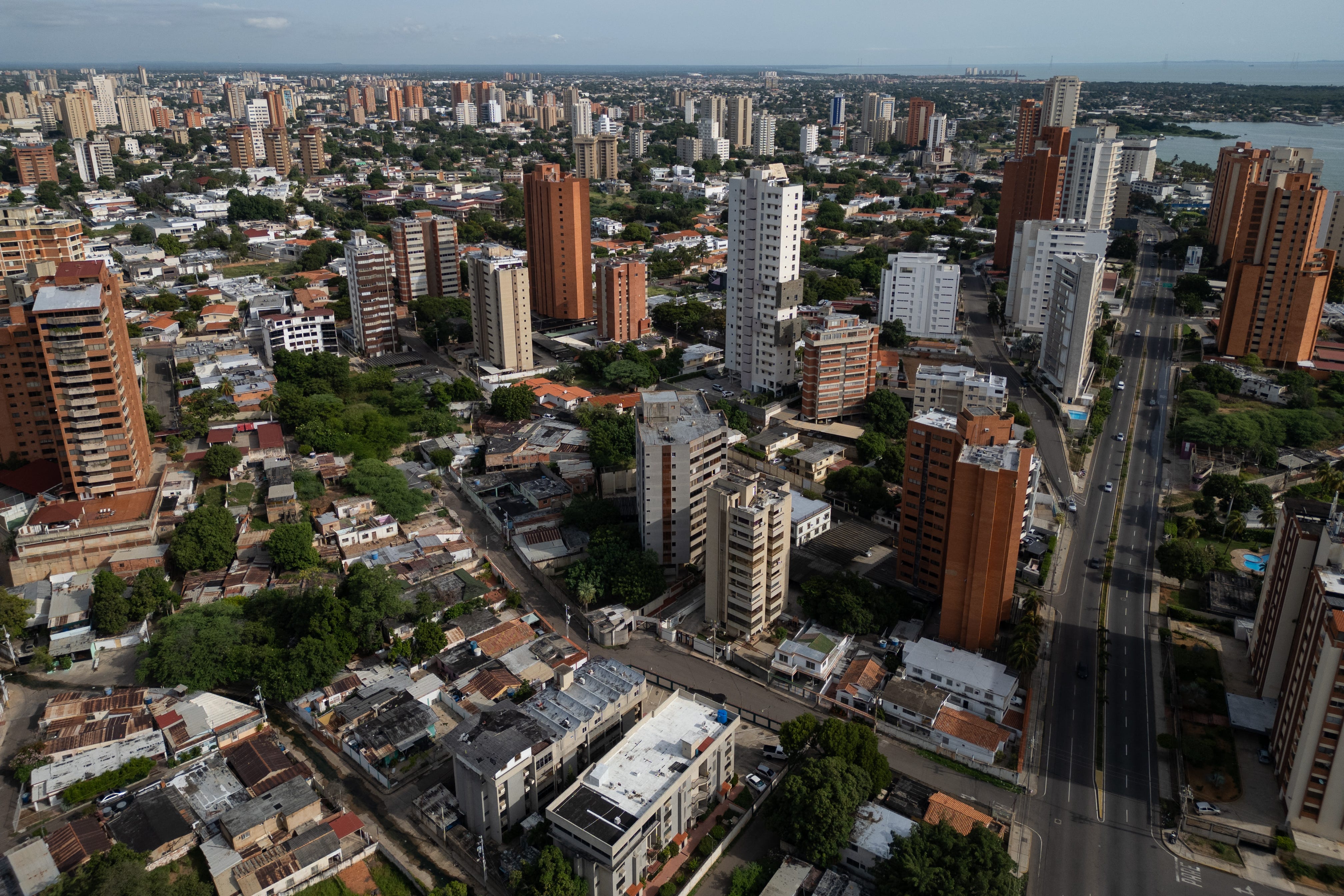 Trump issues travel ban on 12 nations, partially restricts seven others