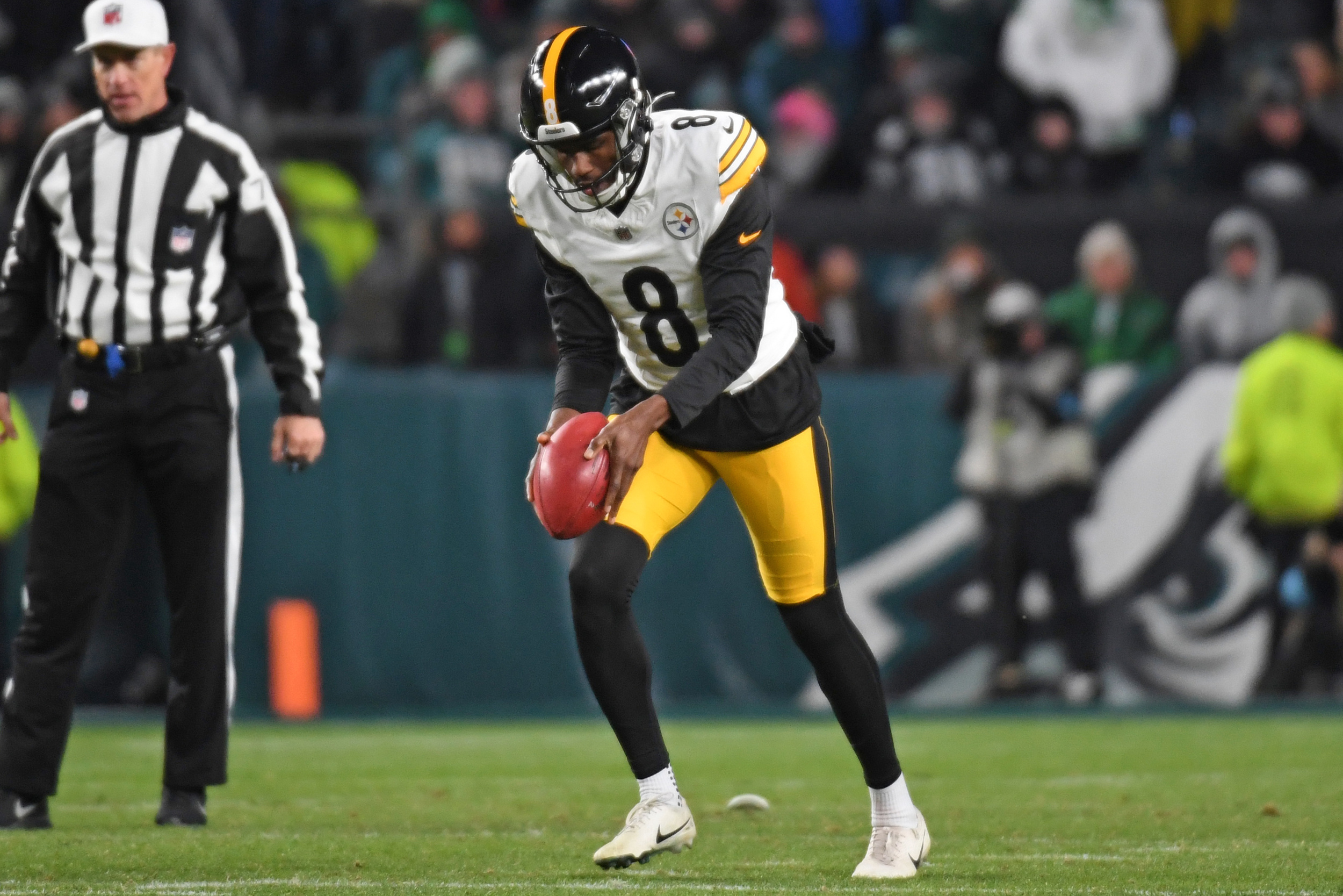 Steelers punter Corliss Waitman could cash in thanks to Aaron Rodgers ...