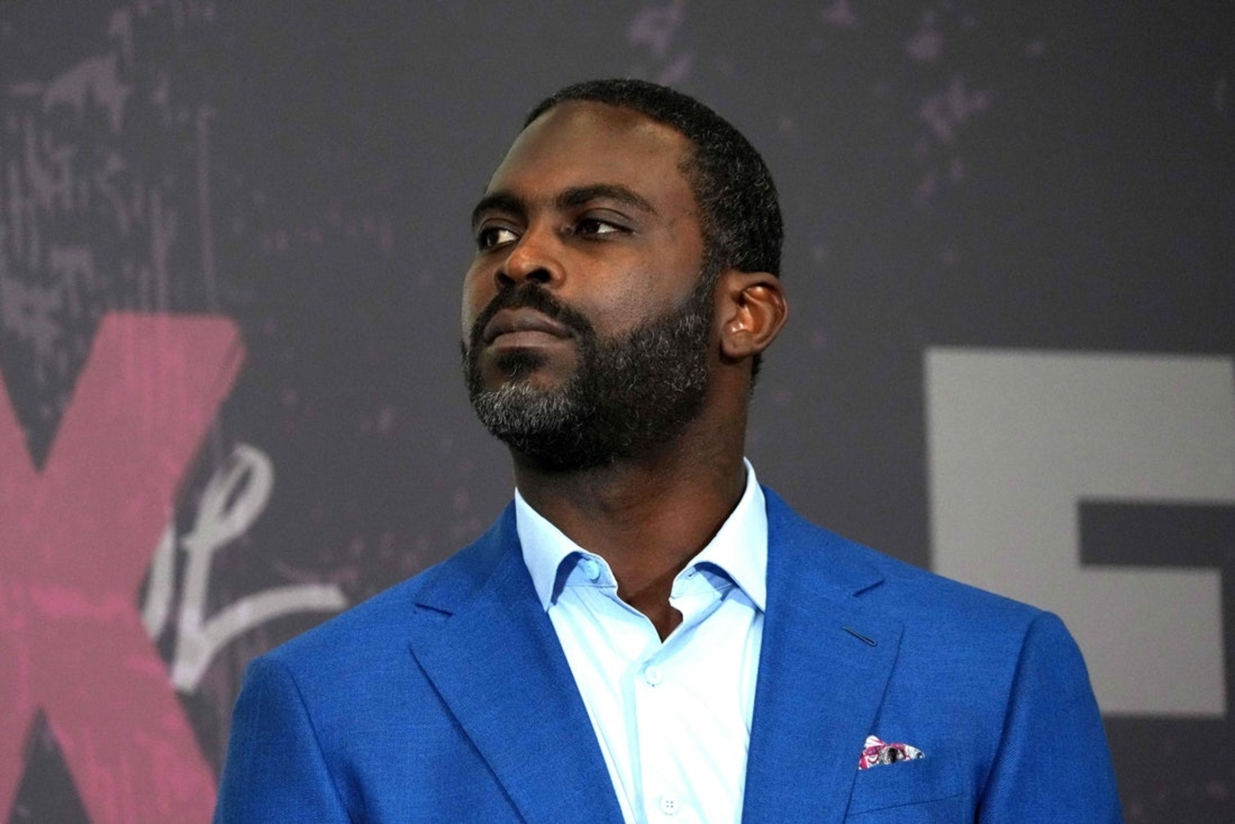 Michael Vick, DeSean Jackson to battle in Philly as HBCU coaches