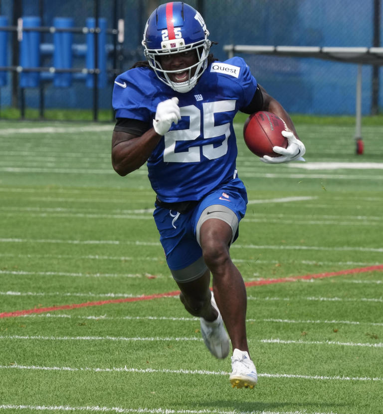Who will make the Giants? Our 53-man roster projection heading into ...
