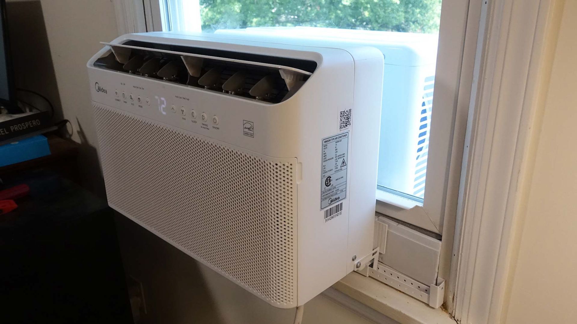 Midea recalls 1.7 million U-shaped air conditioners over mold concerns ...
