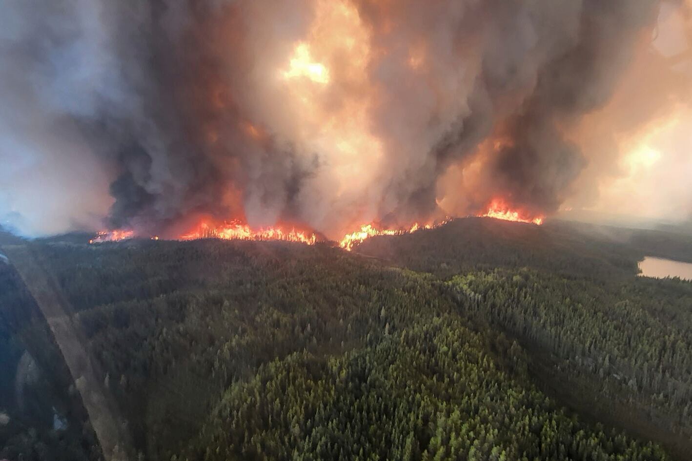 Doctor shares precautions for wildfire smoke