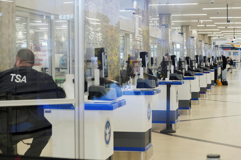 DHS ends controversial and 'politicized' Quiet Skies air passenger ...