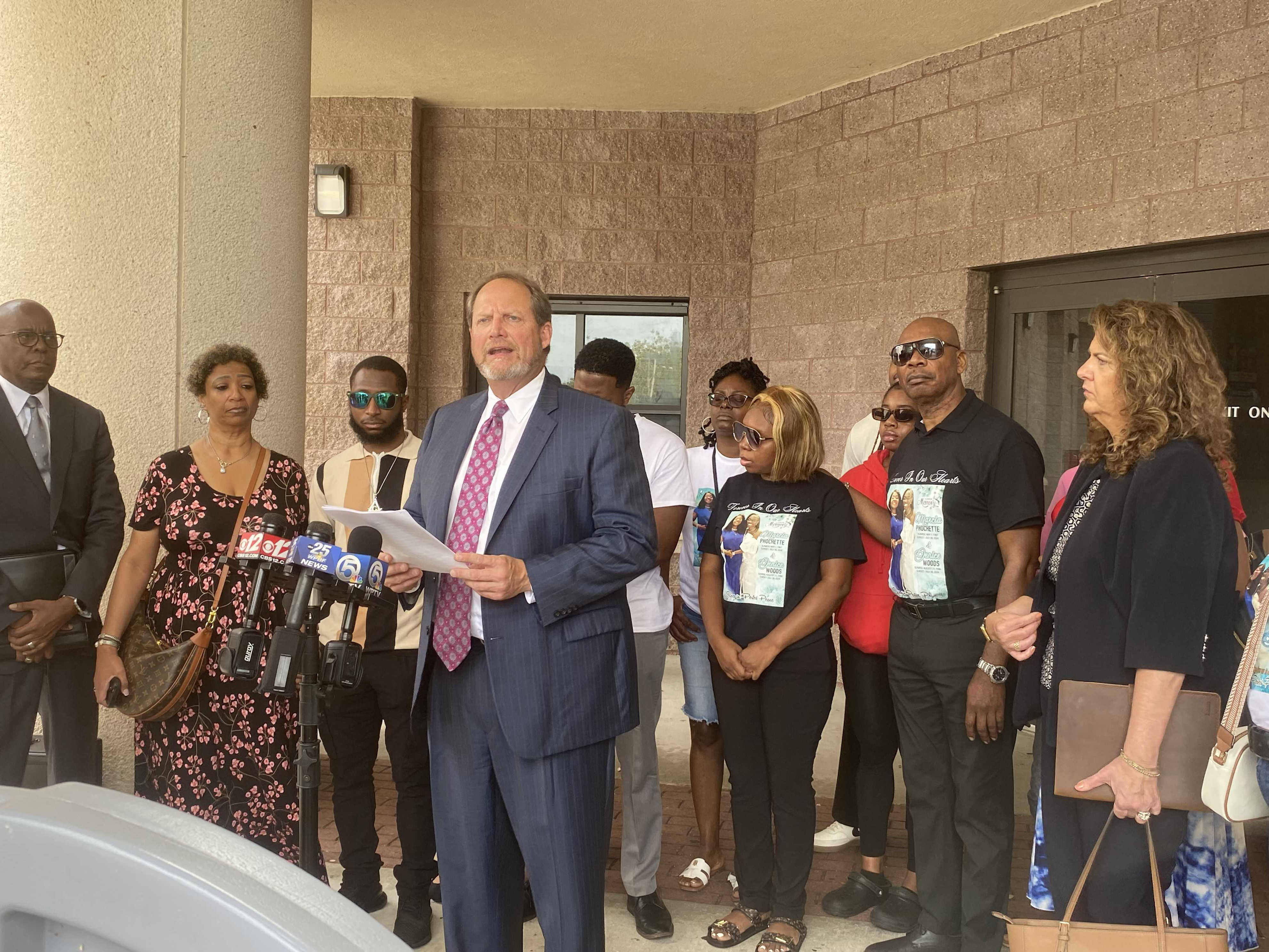 'Oh, I miss Jenice': Family of women killed in crash involving West ...