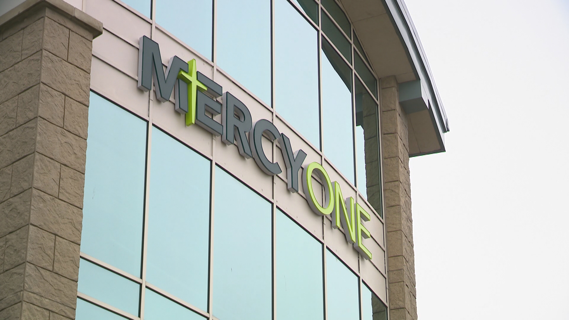 MercyOne working to keep new doctors in Iowa