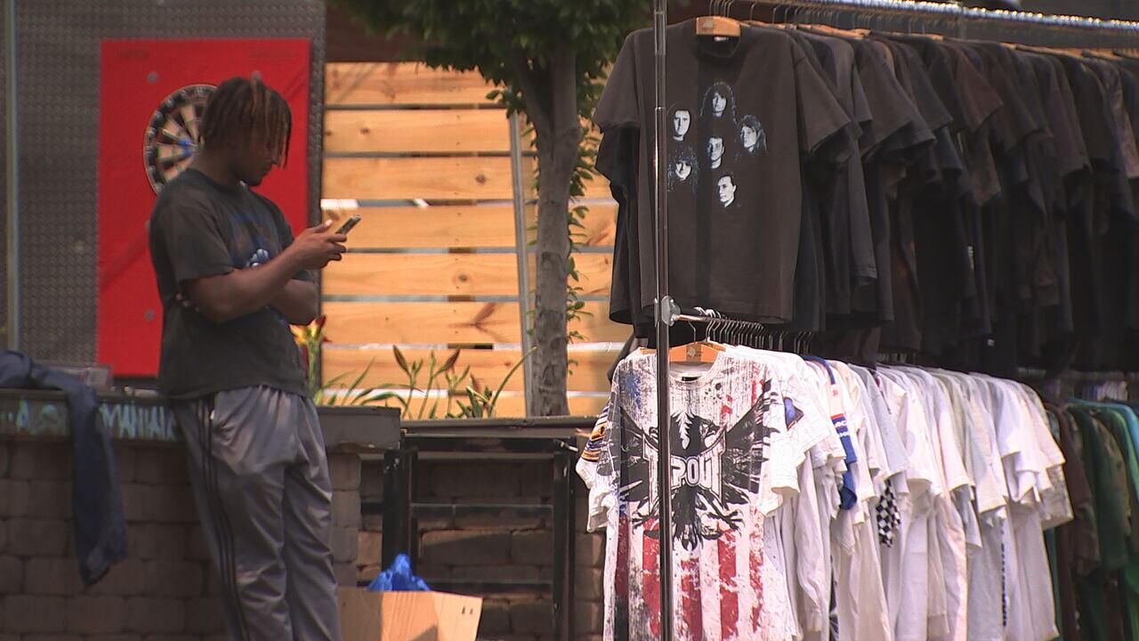 ‘Part of the fabric’: Charlotte council eyes rules for NoDa street vendors