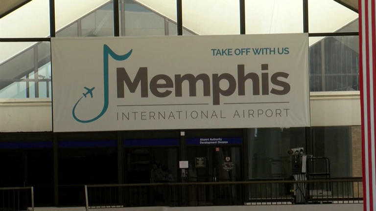 Ground vehicle strikes Southwest Airlines plane at Memphis airport