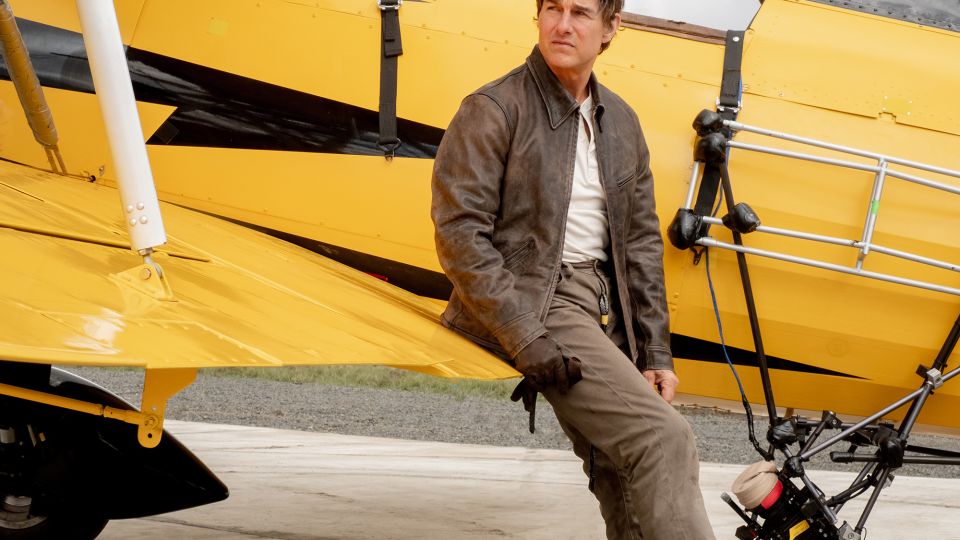 Tom Cruise is awarded Guinness World Record with fiery ‘Mission ...