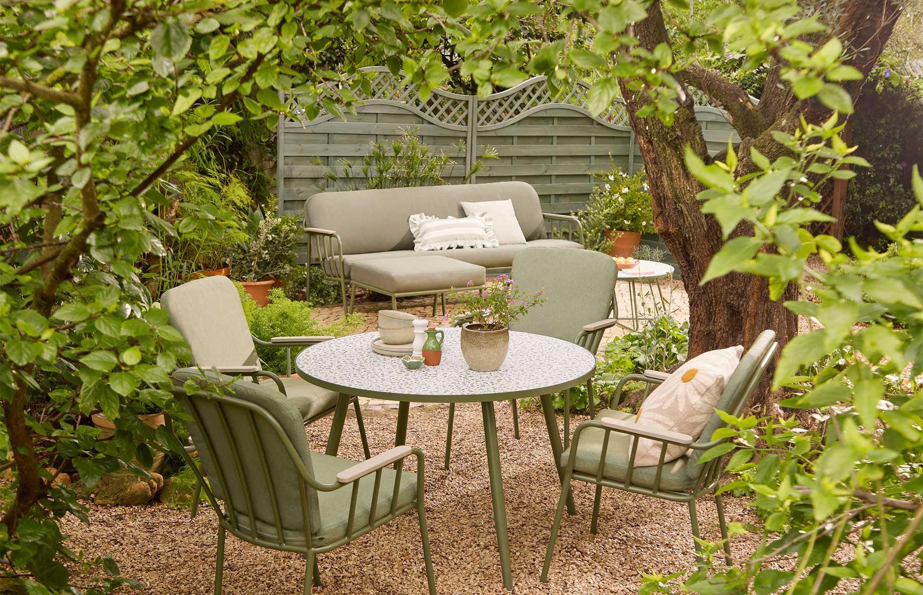 31 Top Tips For Creating Your Dream Backyard