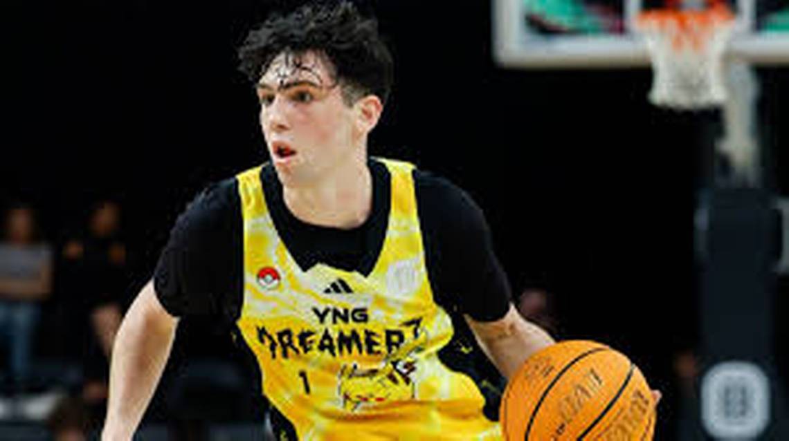 Brother of South Carolina MBB freshman Eli Ellis is joining Gamecocks