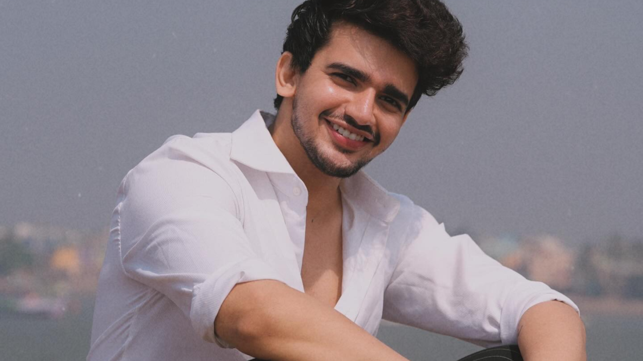 Vishal Pandey Shares Father's Health Update After He Suffered Heart ...