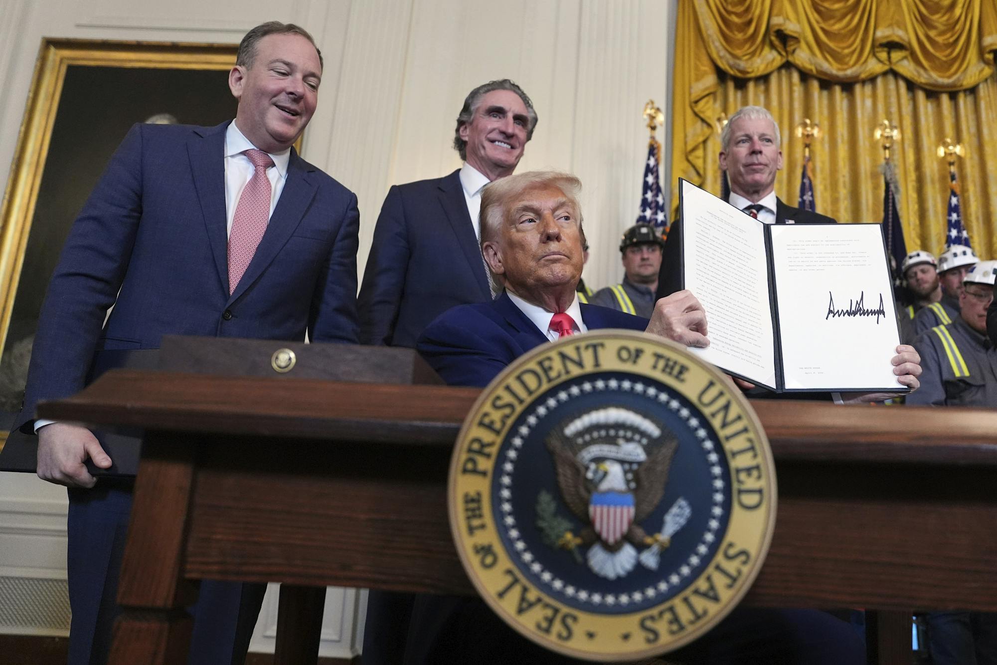 How Trump S Gold Standard Politicizes Federal Science