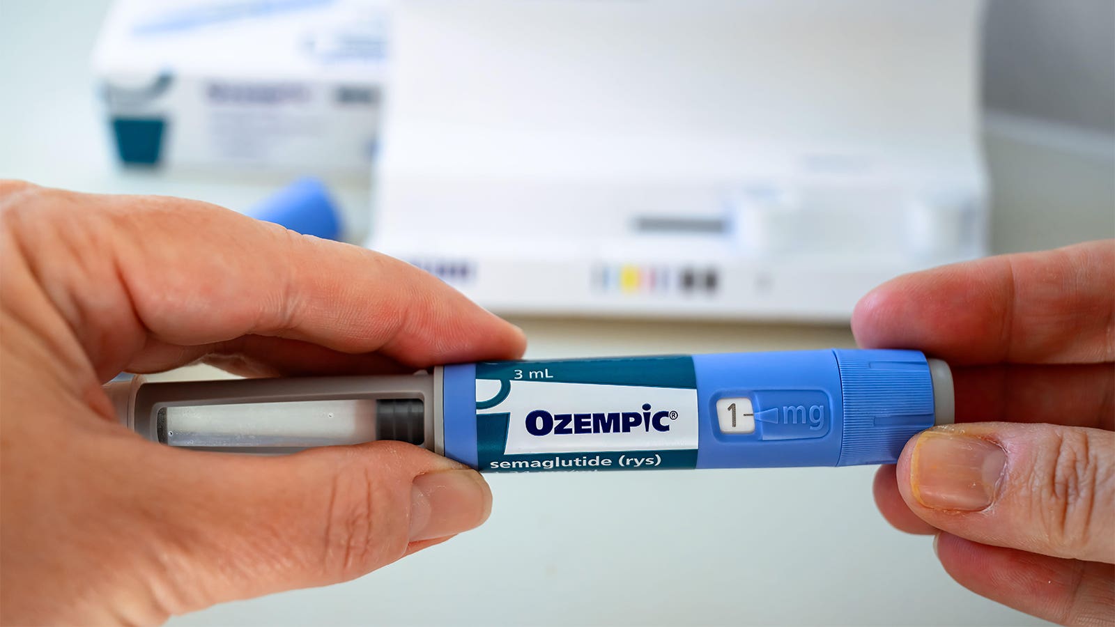 Semaglutide Linked to Age-Related Macular Degeneration Risk